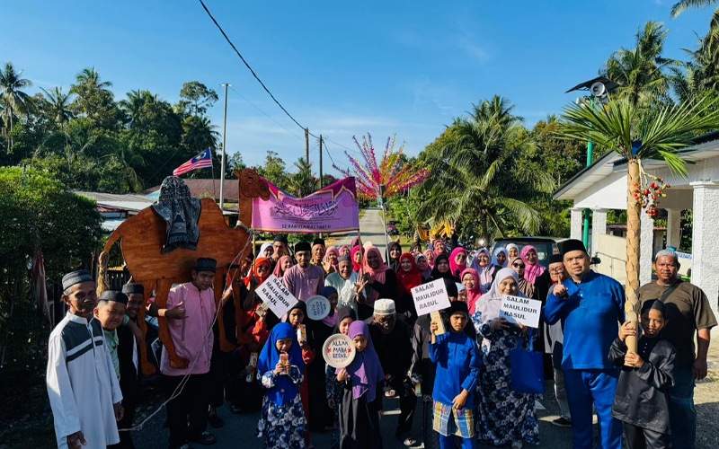 “Perarakan Maulidur Rasul Satukan 100 Penduduk Felda Bukit Kuantan” - SAHIH