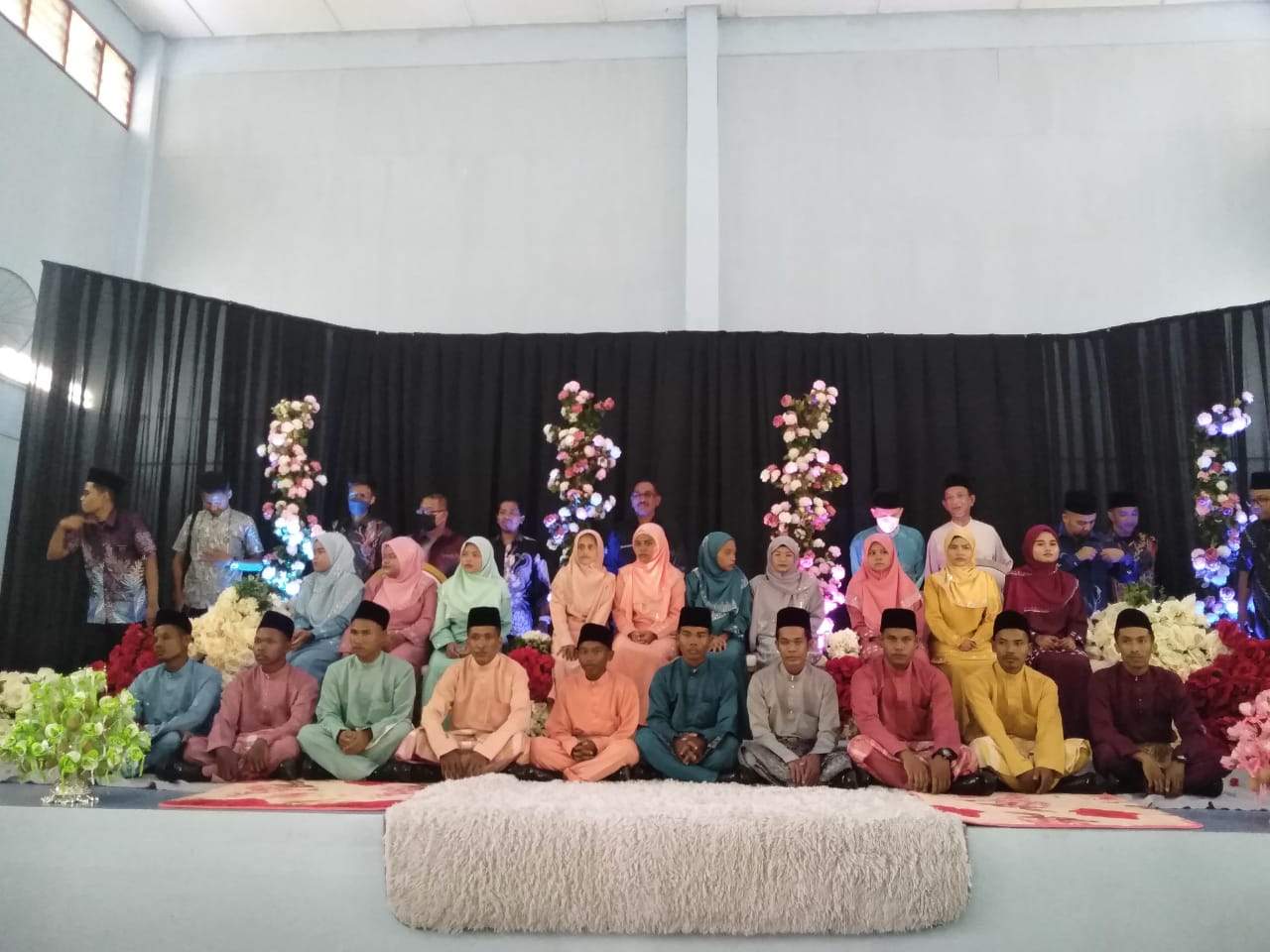 Sepuluh pasangan saudara baharu Orang Asli Islam etnik Semai ...